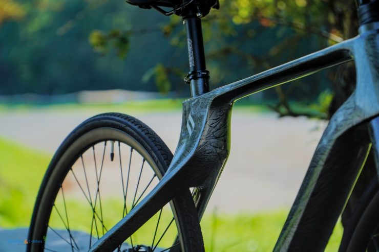 Superstrata Electric – Unibody Carbon-eBike im Test - Pedelecs und E-Bikes