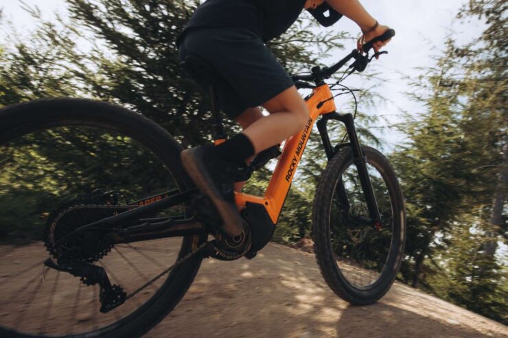 Rocky Mountain 2025 – neues Reaper Powerplay E-MTB für Kids kommt mit Dyname S4 Antrieb ...