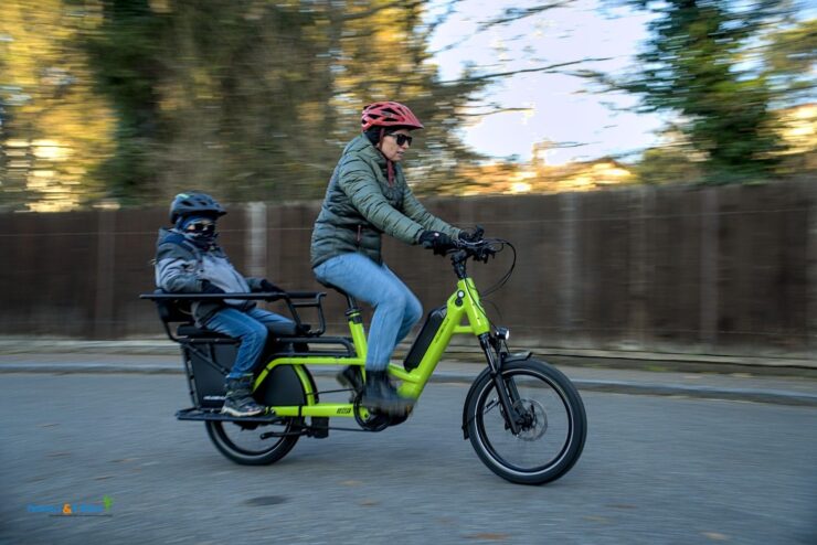 Velo de Ville Loady – kompaktes E-Longtail mit neuem Bosch CX im ...