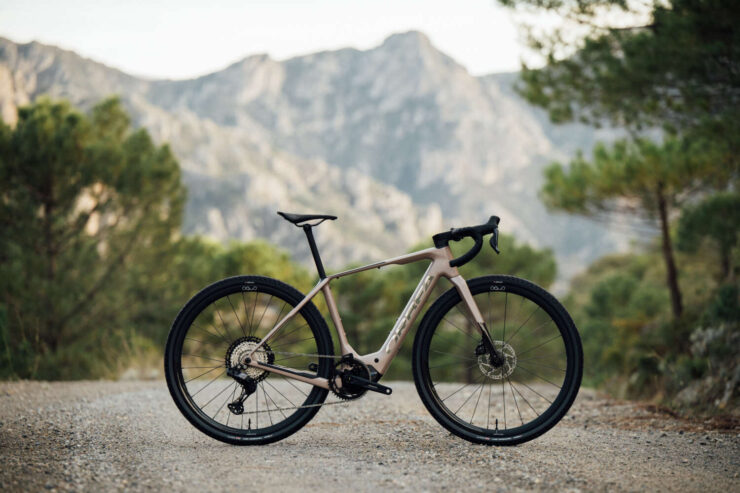 Orbea 2025 – neues Denna E-Gravelbike mit RS Gen2 RC Antrieb ...