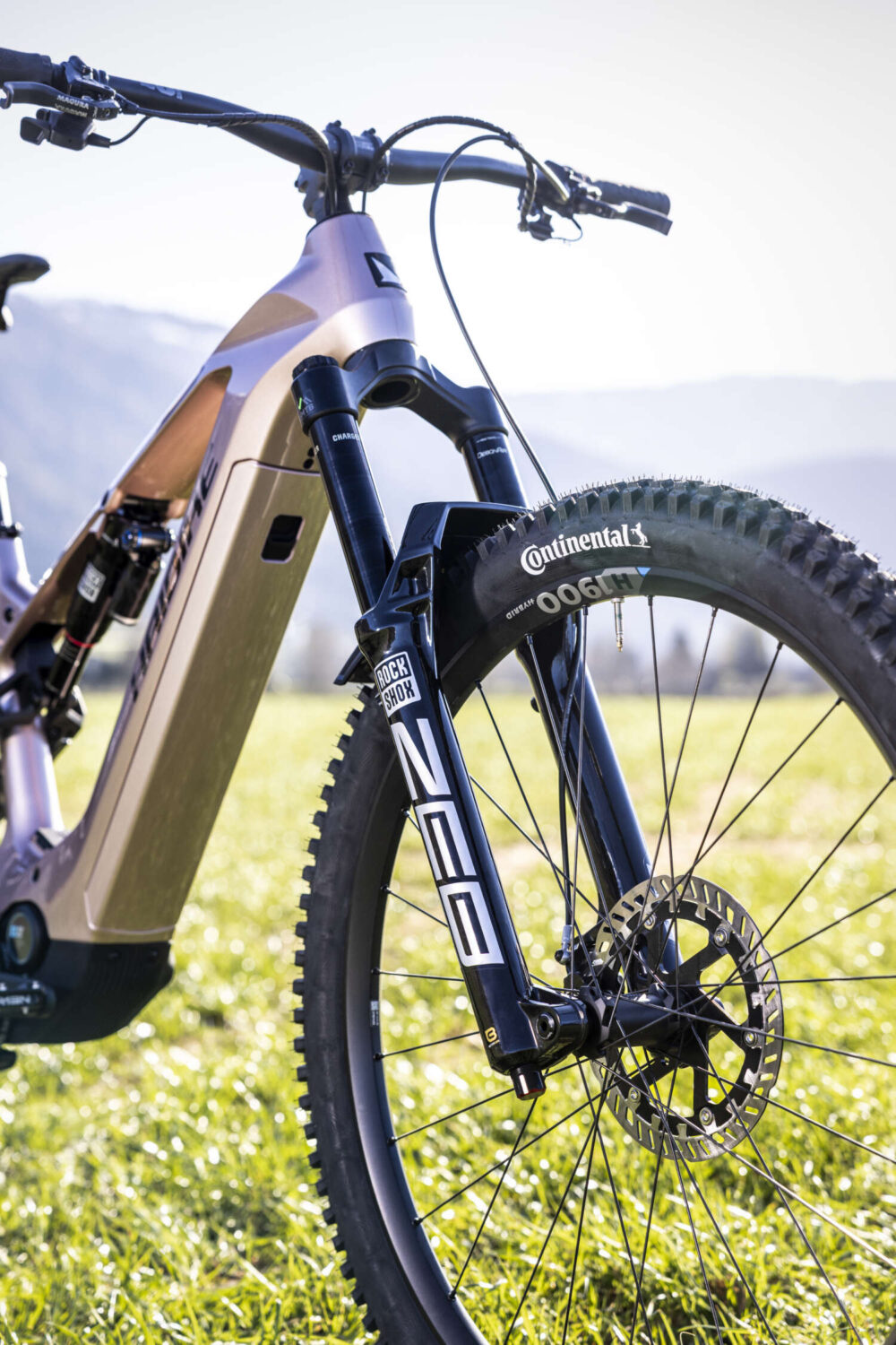 Haibike 2025 – neues AllMtn CF TRN/IQ E-MTB kommt mit Pinion MGU ...